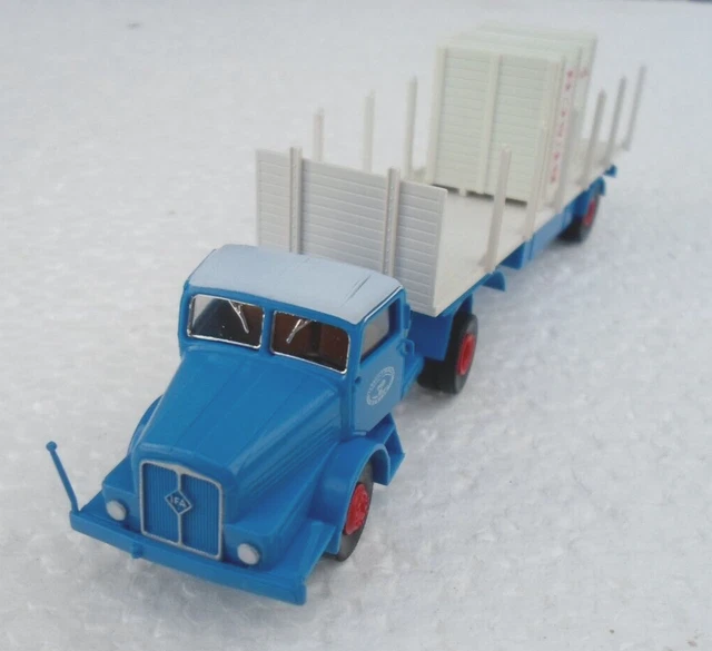 H0 BREKINA LKW IFA Z6 Sattelzug Plattform Rungen Busch 1:87 Modellauto ...