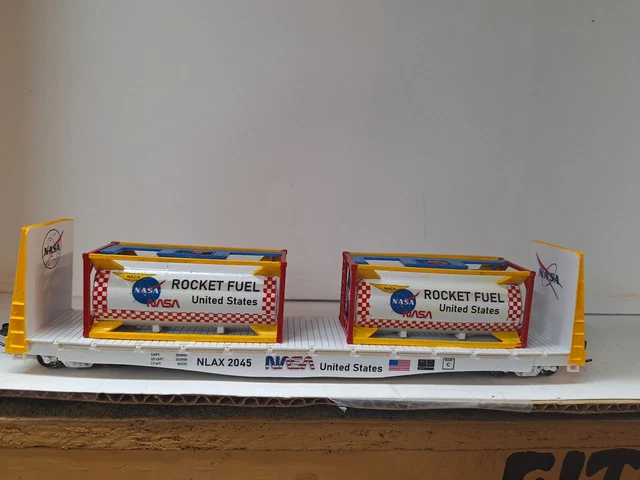 ROUNDHOUSE HO 60FT Custom Nasa Bulkhead Flat Car And Load $104.50 ...