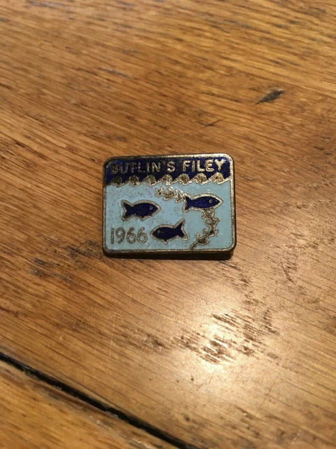 EARLY BUTLIN / Butlins Badge - Filey 1966 £9.99 - PicClick UK