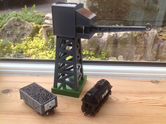 THOMAS THE TANK Engine & Friends Crane & Cargo Trucks Bundle £9.99 ...