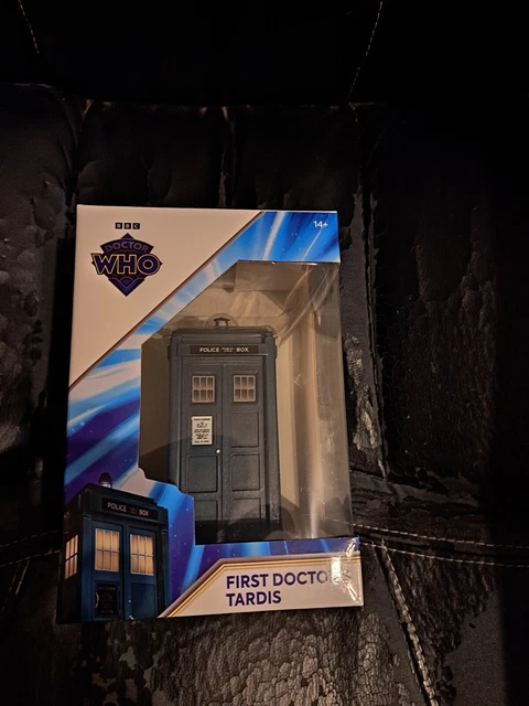 DOCTOR WHO THE FIRST DOCTORS TARDIS 1:21 SCALE Figurine Model Brand New ...