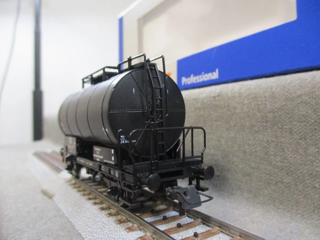 ROCO SPUR H0 47773 Güterwagen Kesselwagen der DR in OVP EUR 17,90 ...