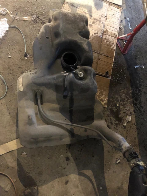 VW T4 TRANSPORTER 1999 Caravelle 2.5 Tdi Fuel Tank 7D0201075Q £120.00 ...