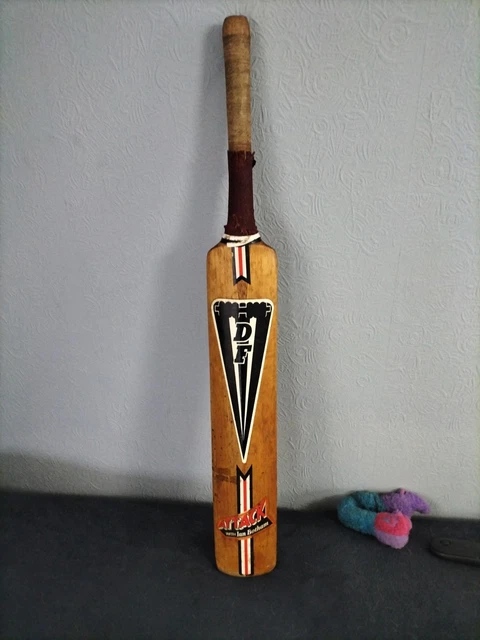 VINTAGE DUNCAN FEARNLEY ATTACK with Ian Botham cricket bat £47.52 ...