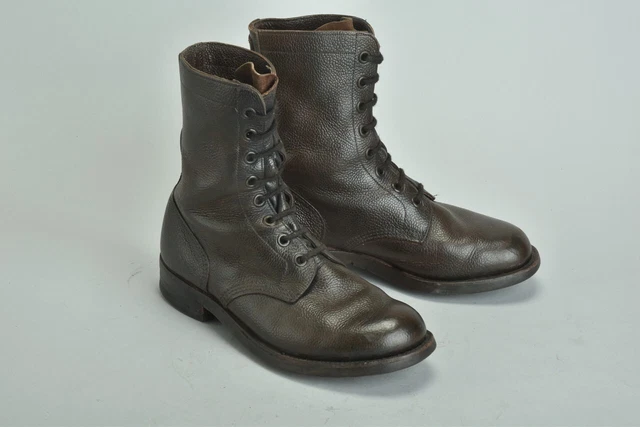 S.AFRICAN COMBAT BOOTS. SADF Border War Era Approx. s7. Ref SZL £22.00 ...