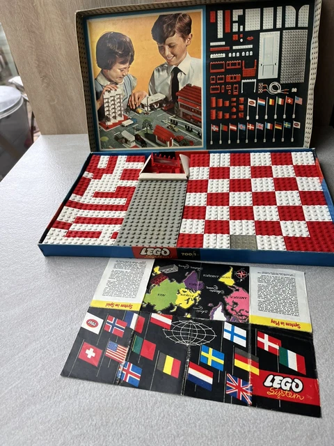 LEGO SYSTEM 700/1 from 1957 & 1960s im OKT + original box bricks ...