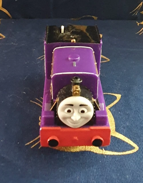 THOMAS THE TRAIN #14 Trackmaster Charlie Purple Engine Motorized 2009 ...