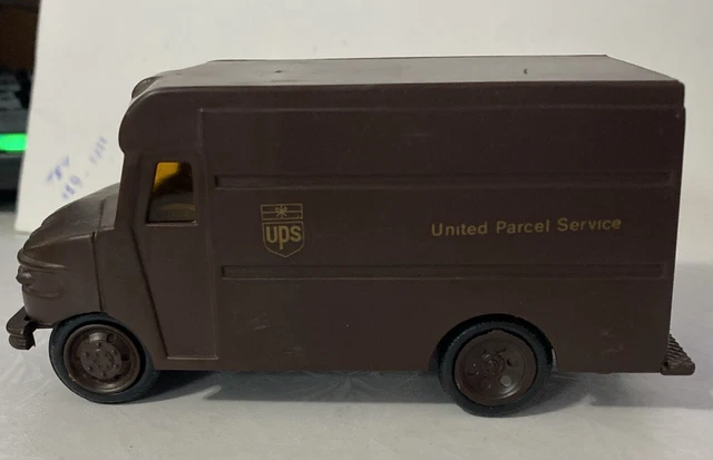 VINTAGE UPS TOY Package Car Delivery Truck P-600 1977 1:32 Scale $19.99 ...