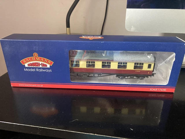 BACHMANN LMS PORTHOLE Coach Open Vestibule Crimson Cream Weathered £35. ...