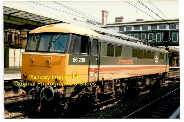 PHOTO RAILWAY - Class 86 86238 Intercity Livery Stabled at Ipswich ...