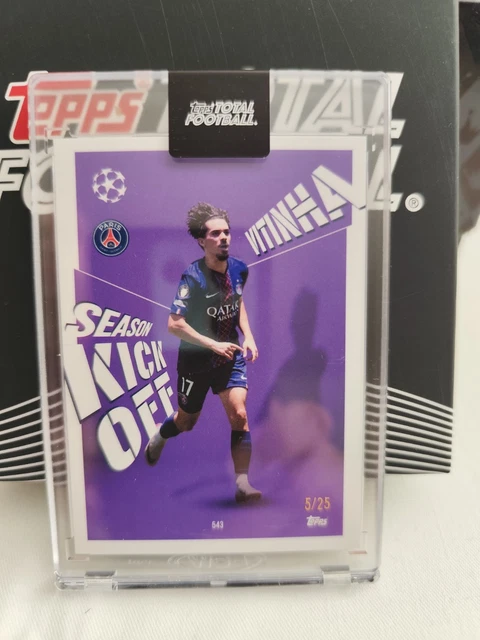 TOPPS TOTAL FOOTBALL 25/26 Vitinha Season Kick Off /25 Purple Paris PSG ...