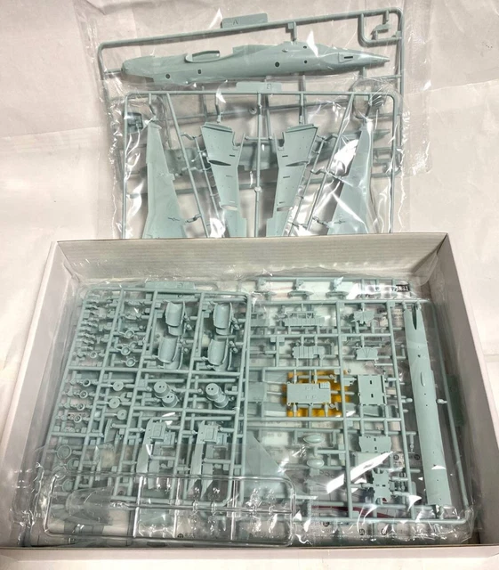 JMSDF P-1 MARITIME Patrol Aircraft SN31 1/144 Pit-Road EUR 149,66 ...