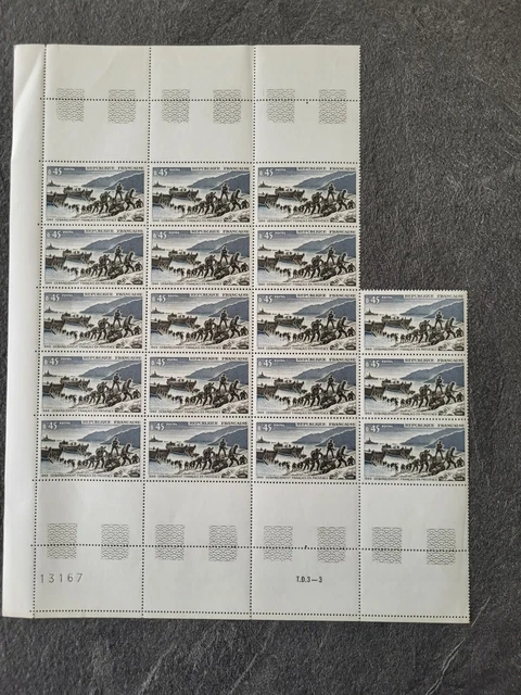 PLANCHE DE 15 Timbres n°1605 1969-Débarquement En Provence EUR 2,00 ...