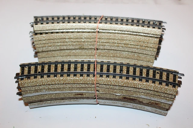 MÄRKLIN M-GLEIS 17X 5100 gebogenes Gleis Radius 360mm 30° EUR 1,00 - PicClick DE
