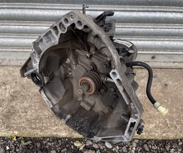 RENAULT TWINGO MK3 (14-19) 1.0 Petrol 5 Speed Manual Gearbox Je3001 ...