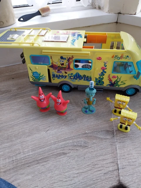 DICKIE TOYS SPONGEBOB Squarepants Happy Campers Campervan Bus Playset ...