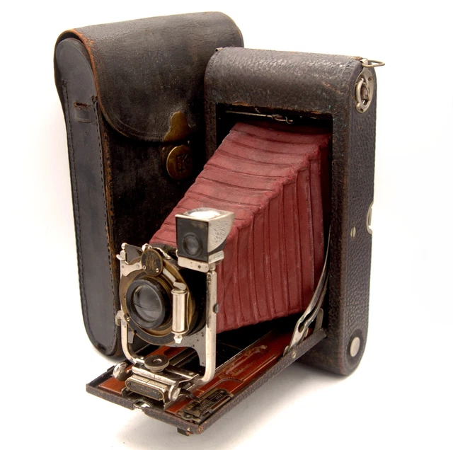 LARGE ANTIQUE FOLDING Camera, Kodak No. 3A Model B4 Pocket Folding ...