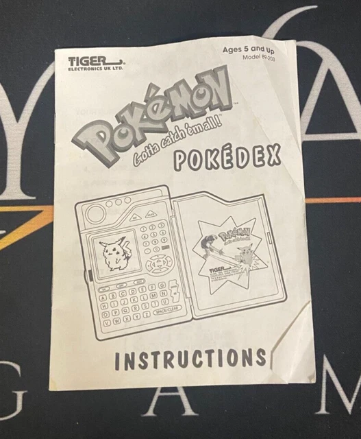 ORIGINAL POKEMON POKEDEX Instruction Manual - Tiger Electronics 1999 £ ...