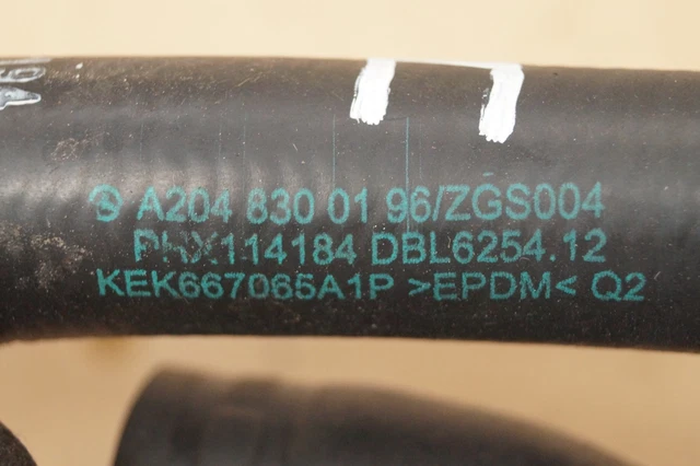 MERCEDES-BENZ S204 W204 Kühlerschlauch Kühlwasserschlauch A2048300196 ...