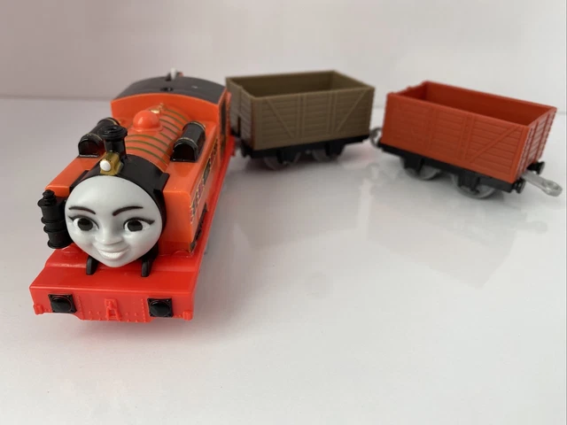 TRACKMASTER REVOLUTION THOMAS The Tank Engine Motorised train Nia ...