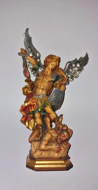 ERZENGEL MICHAEL, ENGELFIGUR, aus Holz geschnitzt / Gesamthöhe ca.36cm ...