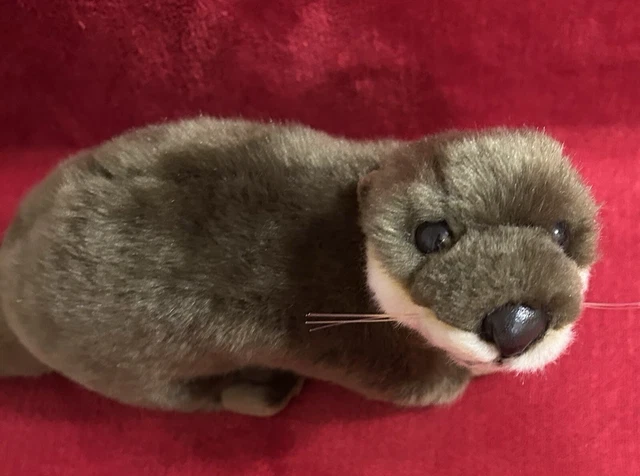 Embrasse Pour Rideaux Tobar Animigos Realistic Otter Plush Toy - 38cm ...