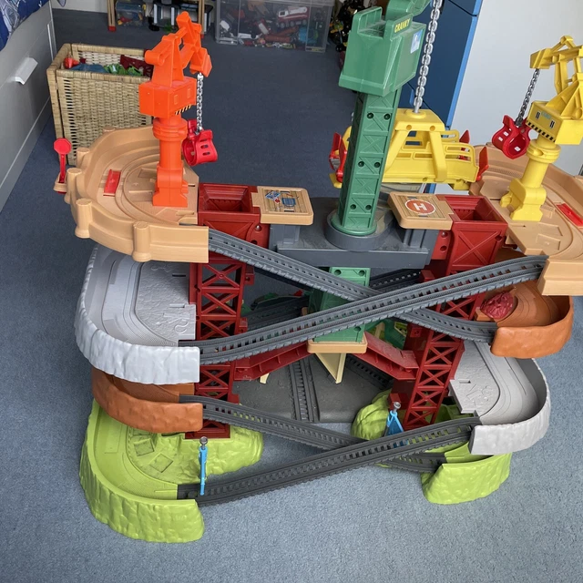 THOMAS THE TANK Engine Trains & Cranes Supertower Set + Talking Percy ...
