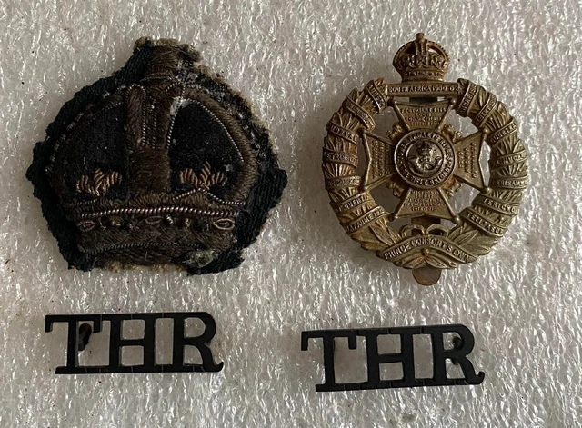 WW2 RIFLE BRIGADE Tower Hamlets Rifles Cap & Csm Badge & Pair Thr Metal ...