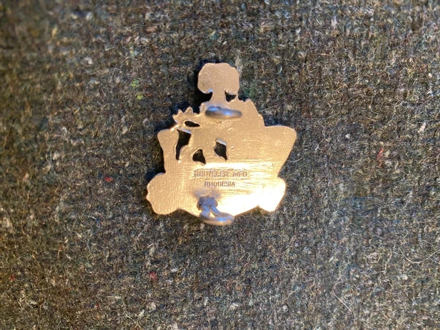 ORIGINAL RHODESIAN LIGHT Infantry RLI Army Collar Badge - Reuteler ...