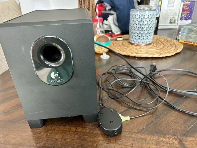 LOGITECH Z313 2.1 Multimedia Speaker System with Subwoofer, Full Range ...