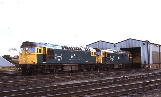 ORIGINAL COLOUR SLIDE of 27109 BR class 27 diesel loco £2.23 - PicClick UK