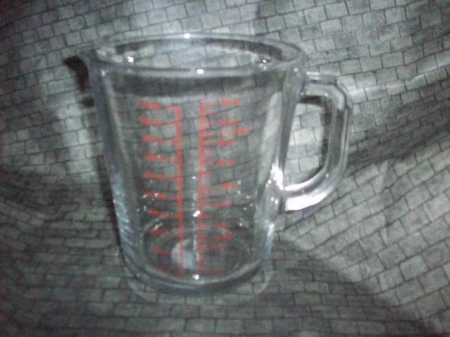 VINTAGE RETRO RARE Large Measuring Pyrex Clear Glass Jug 1 liter £10.80 ...