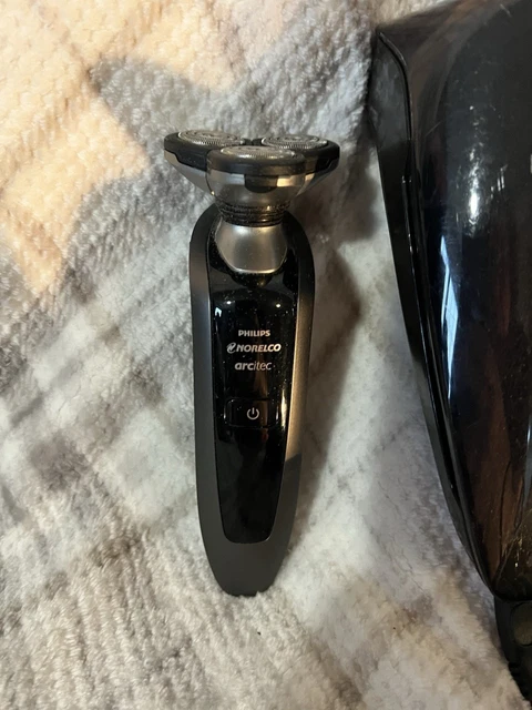 PHILIPS NORELCO ARCITEC Electric Rotary Shaver with Charging Case $62. ...