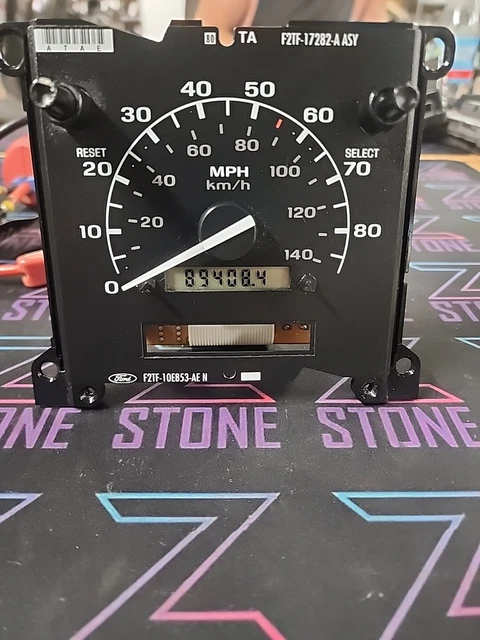 92-97 SPEEDOMETER OEM Ford F150 F250 F350 Bronco 89K Miles EUR 383,19 ...