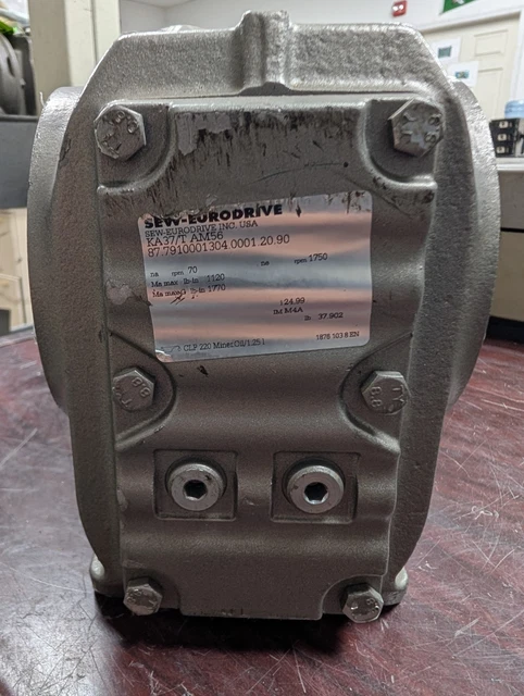 🤪 SEW EURODRIVE Helical Bevel Gearbox 1750 Rpm 24.99:1 230/400 Vac Ka37 ...