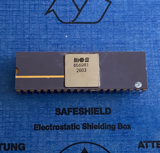 6569R1 VIC VIDEO Chip Ic for Commodore C64, SX64/MOS6569R1, Ceramic ...