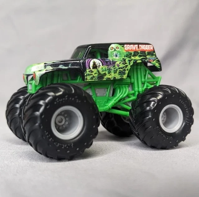 HOT WHEELS MONSTER Jam Grave Truck Creve Creger 1:64 suspension verte ...