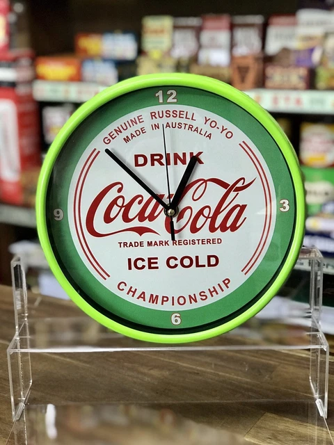 THE RARE 1960’S Green Drink Coca Cola YO-YO Special Russell 25cm WALL ...