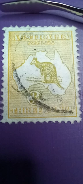 VINTAGE AUSTRALIAN PRE-DECIMAL 3d Olive Kangaroo &Map Stamp + FREE ...