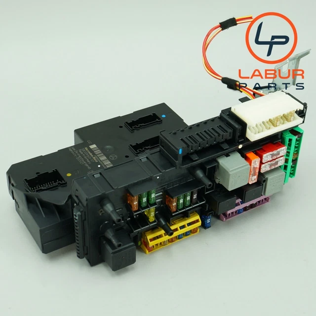 +C1585+ W212 MERCEDES 10-11 E Class Rear Sam Control Module Relay Fuse ...