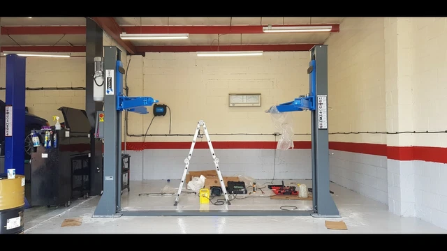 TWO POST RAMP Car Lift Installation £300.00 - PicClick UK