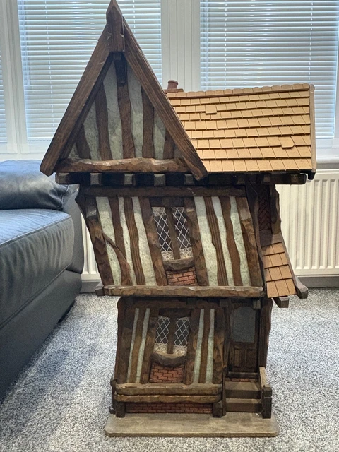 HANDCRAFTED TUDOR STYLE Wooden Dolls House / Model House – Signed Roy ...