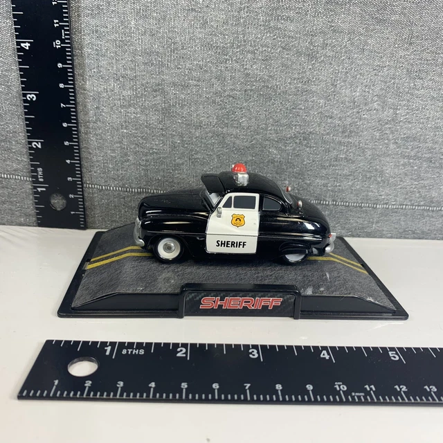 DISNEY STORE EXCLUSIVE Pixar Cars 2 Sheriff Police Collector Case Base ...