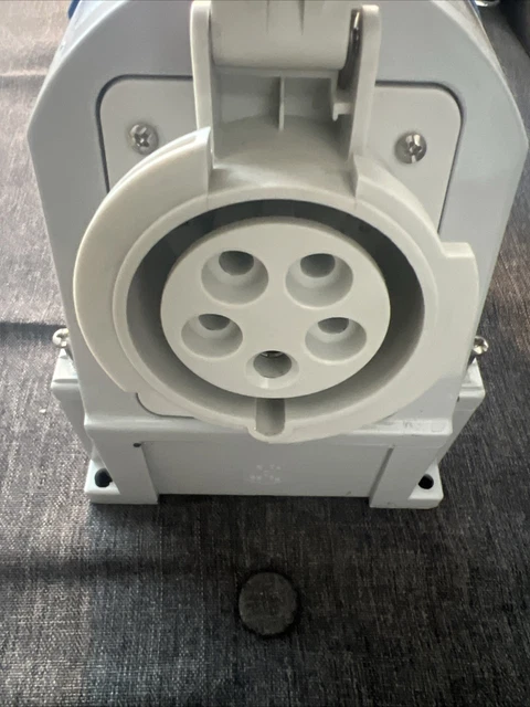 GEWISS 32A 3P+N+E 415V Interlocked Switched Socket RCD Compartment IP66 ...