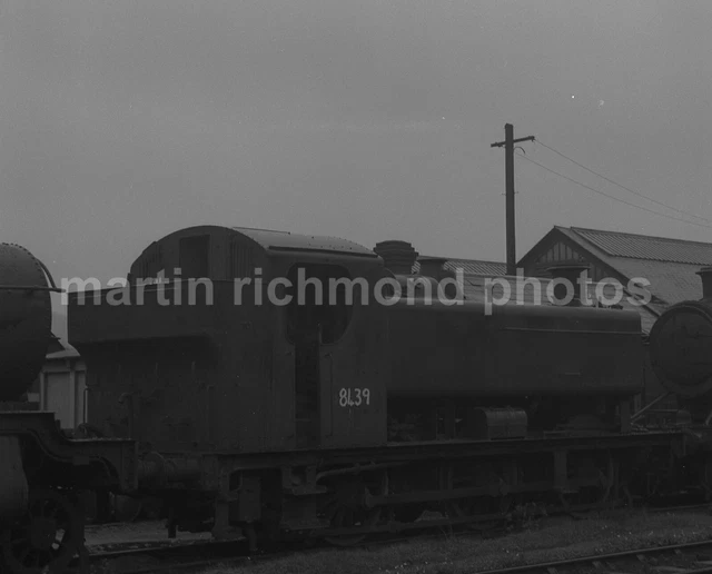 NEATH SHED 0-6-0PT 8439 29.9.1963 Railway Negative RN054 £4.99 ...