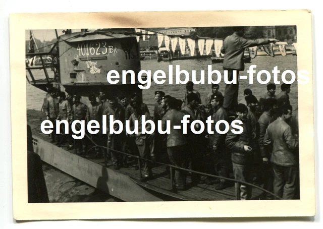 FOTO - KRIEGSSCHIFF - Zerstörer "Hans Lody" - UBOOT "U-47" mit WAPPEN ...