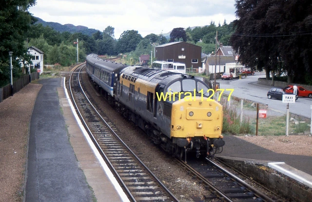 6X4 RAILWAY PHOTOGRAPH Class 37 37294 at Pitlochry 09.94 £1.80 ...