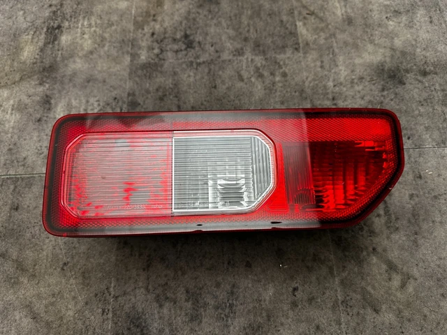 SUZUKI JIMNY 2018-2024 SZ5 JB64W rear light lamp R RH O/S genuine £60. ...