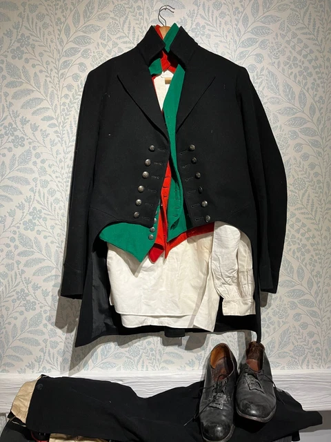 ANTIQUE ORIGINAL SERVANT Footman Livery Full Uniform & 40x 830s Silver ...