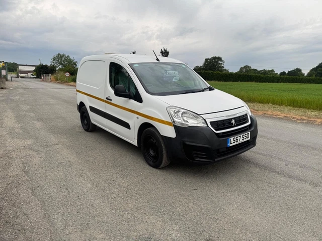 PEUGEOT PARTNER 1.6 BlueHDi 854 Professional Panel Van 5dr Diesel Man ...